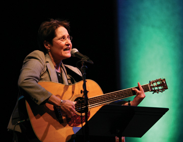 New Debbie Friedman song spreads from shul to shul