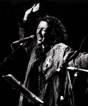 Yiddish stars hold gala to remember Adrienne Cooper